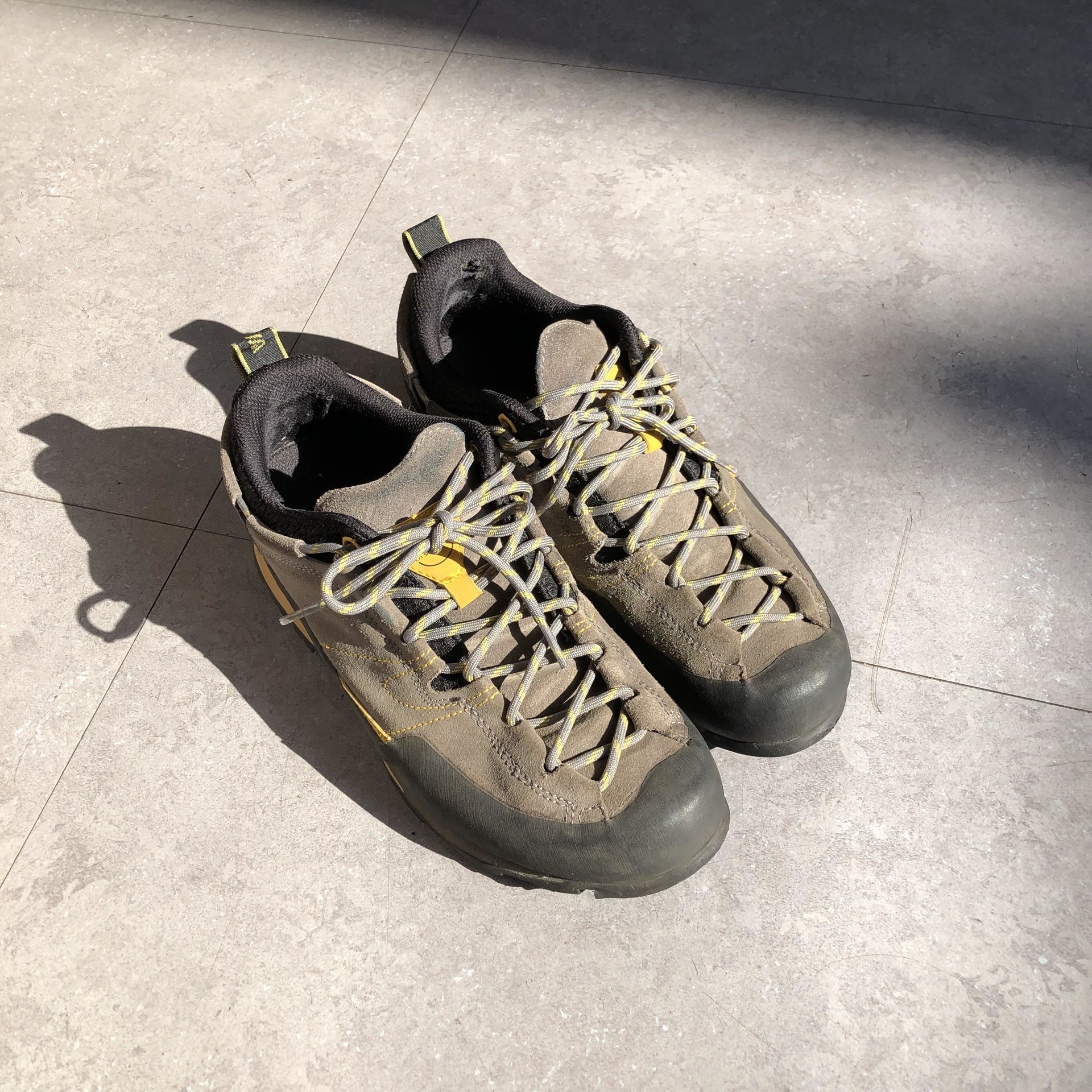 lasportiva tracking shoes : soberseoul