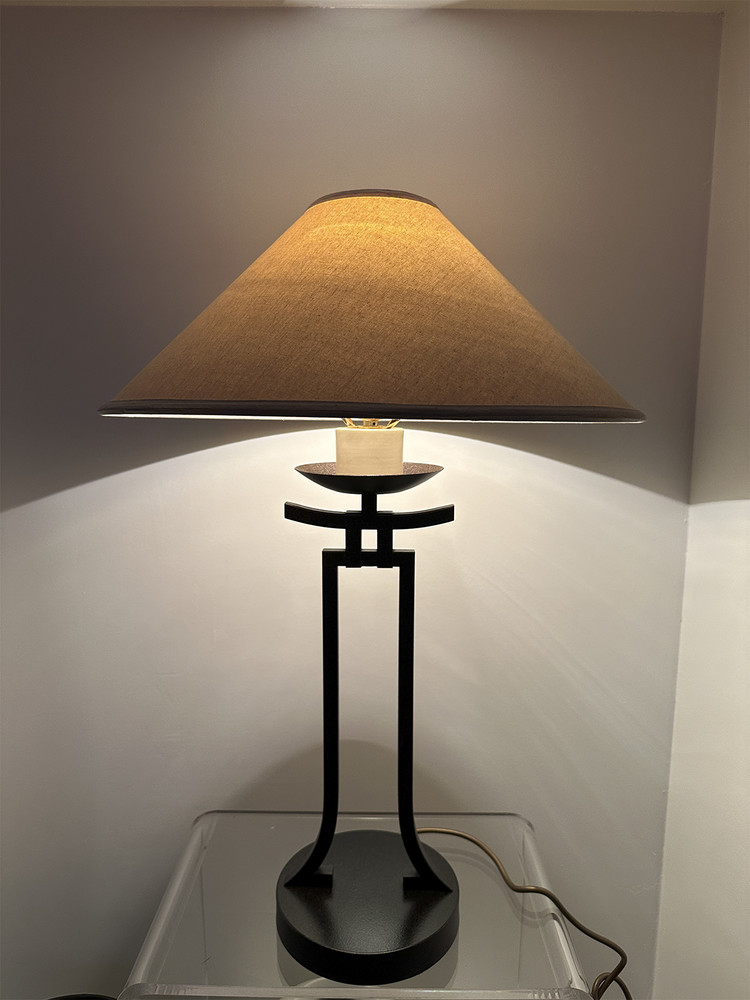 VINTAGE ROUND SHADE LAMP : oaens
