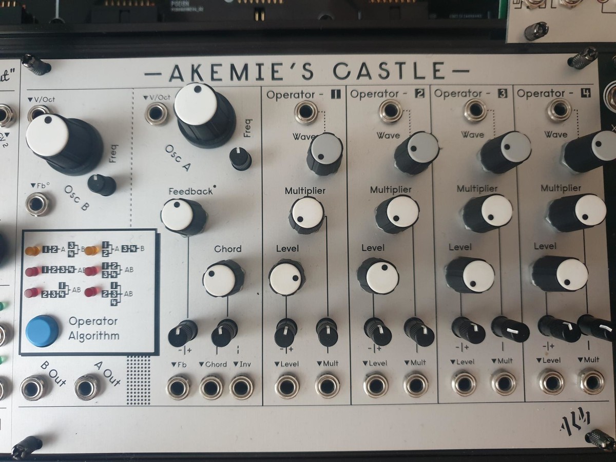 [가격인하] - Akemie's castle : 옥토모 OCTOMO