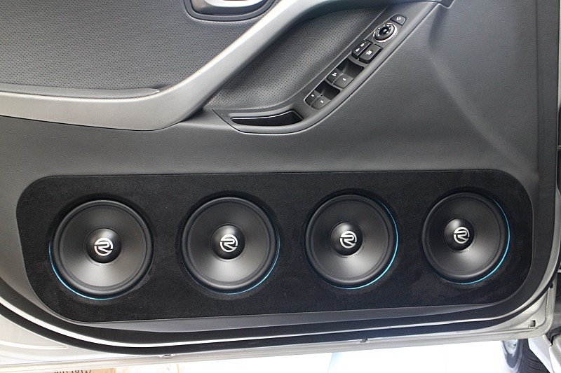 꿀봉님 아반떼 4차 서브우퍼 4기 기념비적인 4 X 4 스피커 시스템 작업 오디오프로젝트 하이엔드 인스톨 갤러리