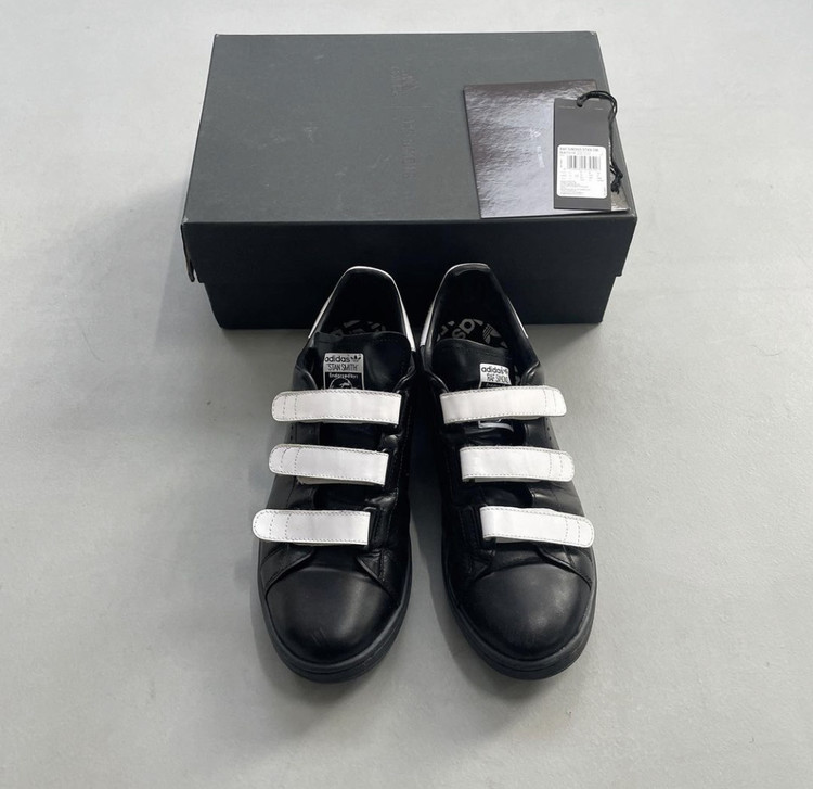 Raf Simons x Adidas Velcro Stansmith : 미떼 (MTSH)