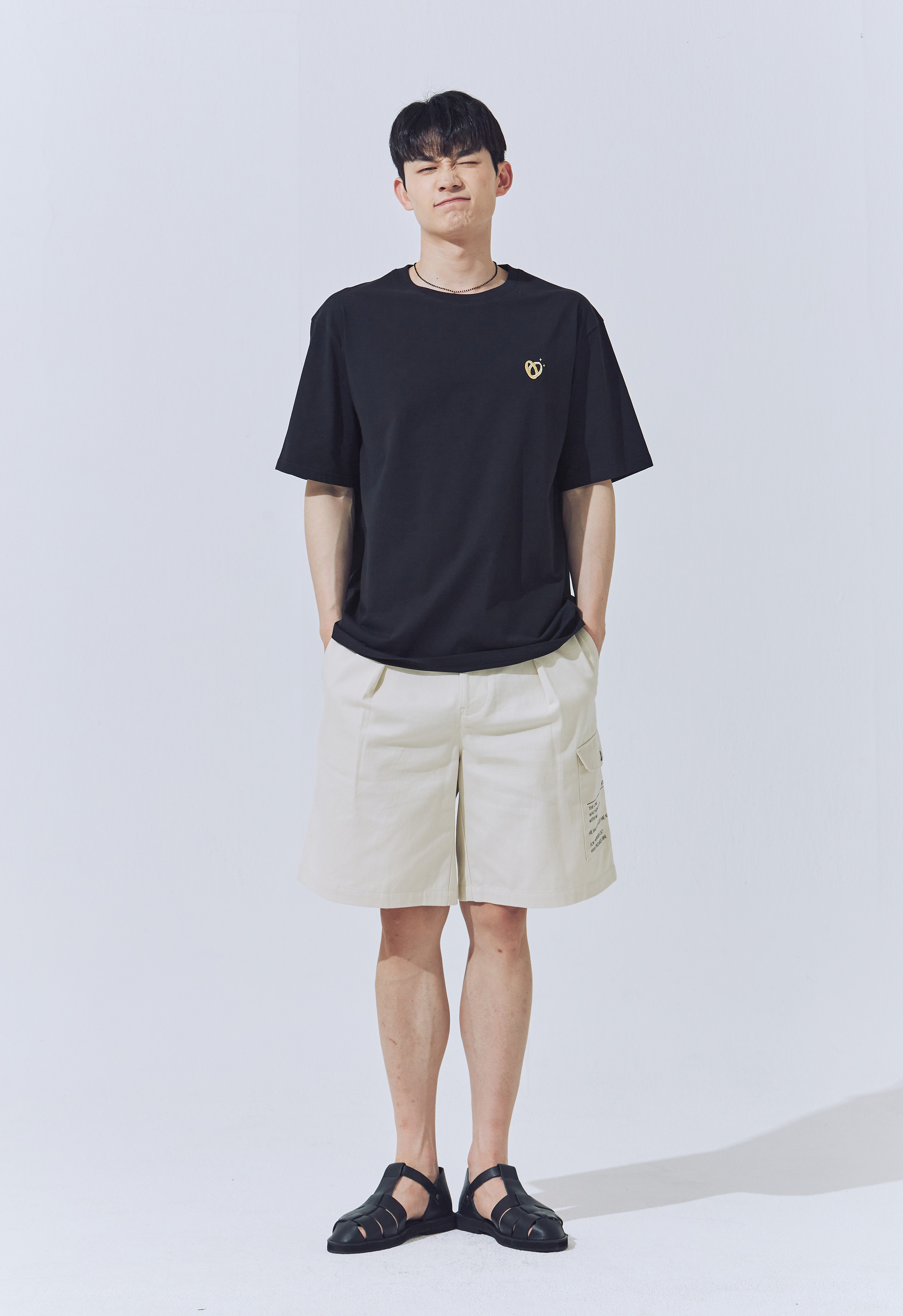 옷, 그속에 담겨있는 영원한 가치를 전합니다. 'PS1103' — 23SS 1st