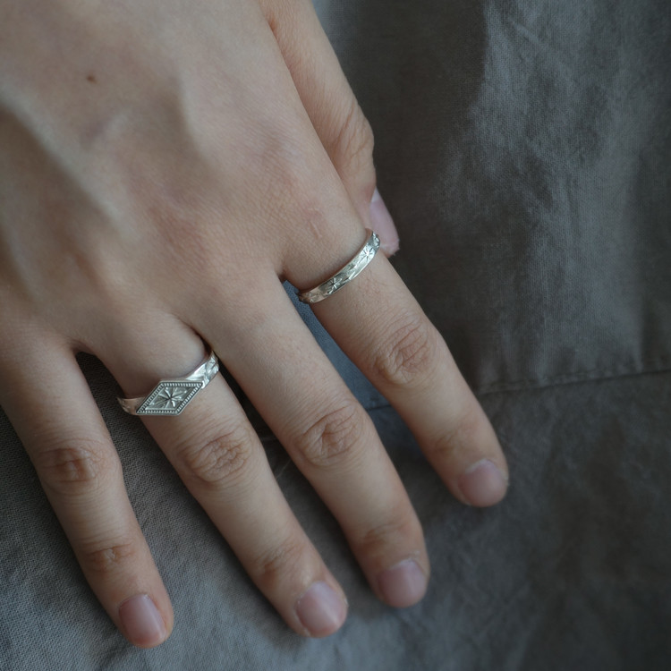 shape of brightness ring #002 ⎜빛의 형태 링 #002 (2colors) : 타이니바이트 tinybite -핸드메이드 주얼리