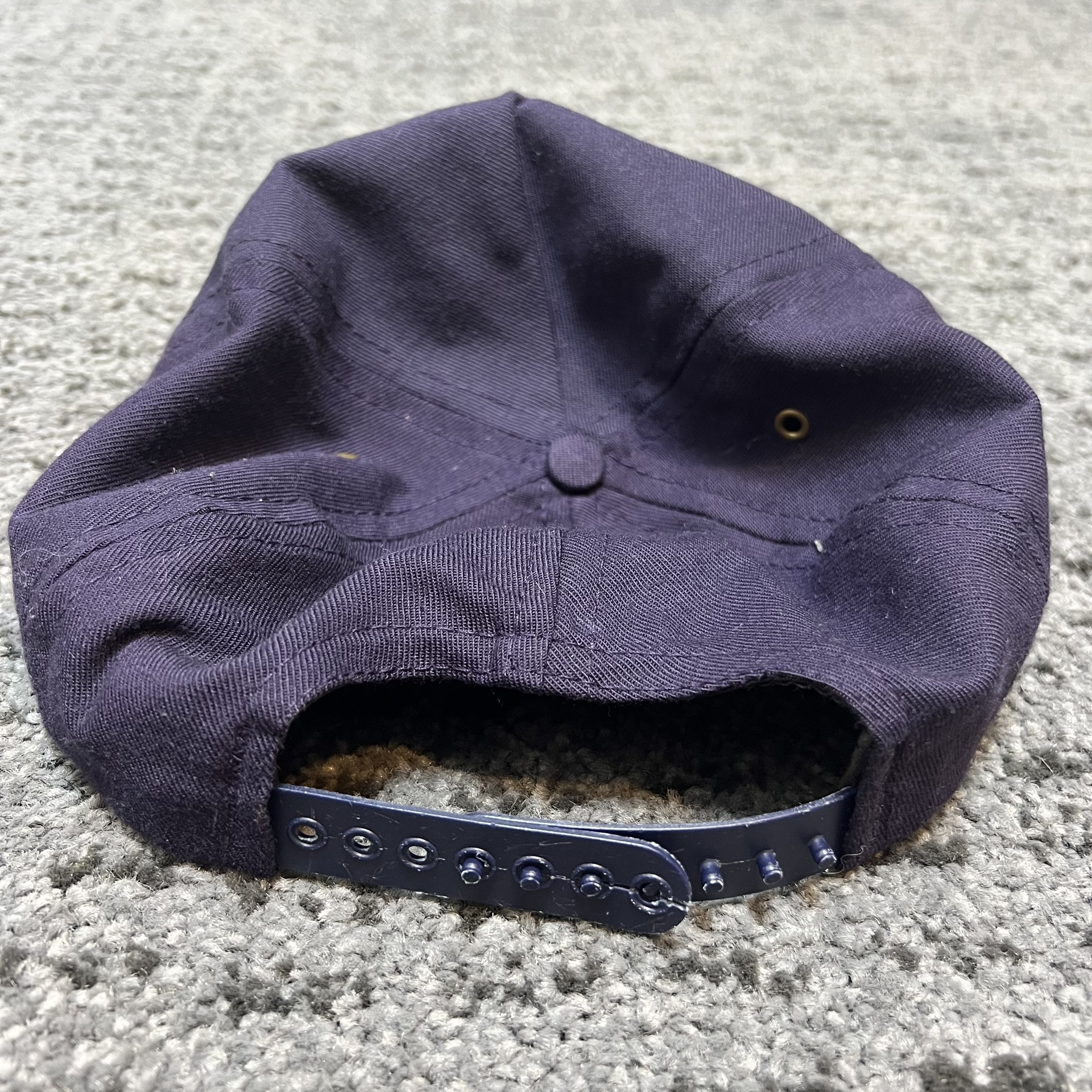 90s Gap Athletic Navy Snapback Cap (us made) : soberseoul