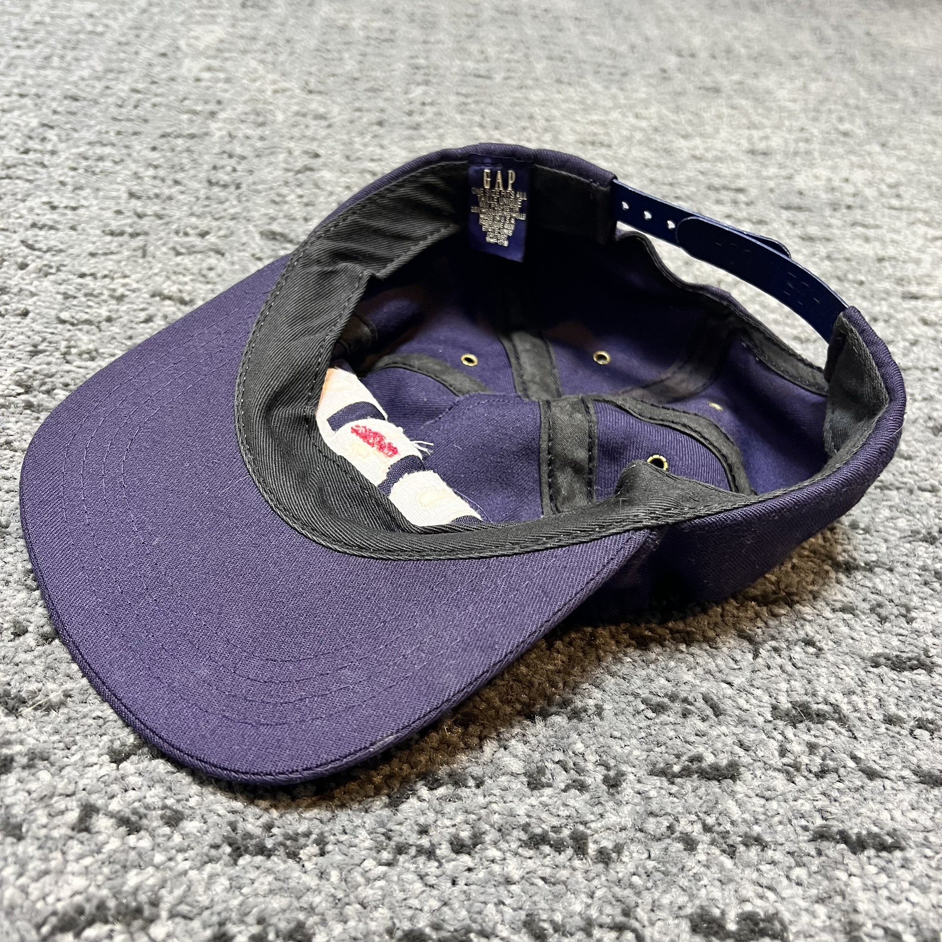 90s Gap Athletic Navy Snapback Cap (us made) : soberseoul