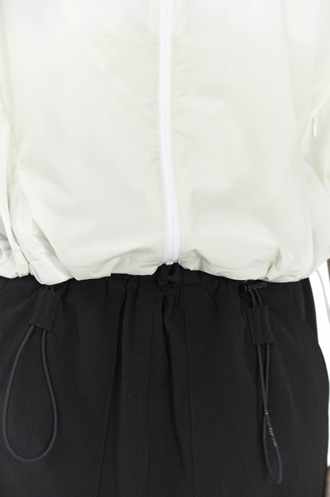 Women washable rain crop jacket (cloud white) : 더 아이덴티티 프로젝트 LAB