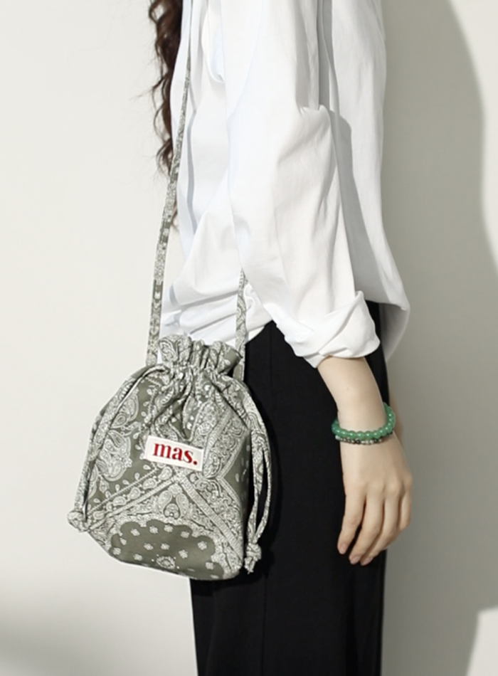 String cross bag _ 스트링백 반다나 카키 : Masmarulez [마스마룰즈]