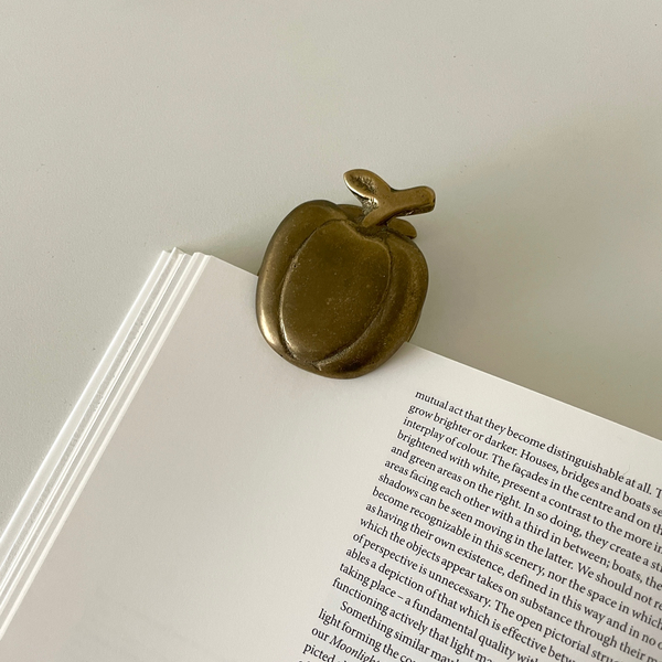 Brass Apple Paper Clip / 페이퍼 클립 : La Sauce