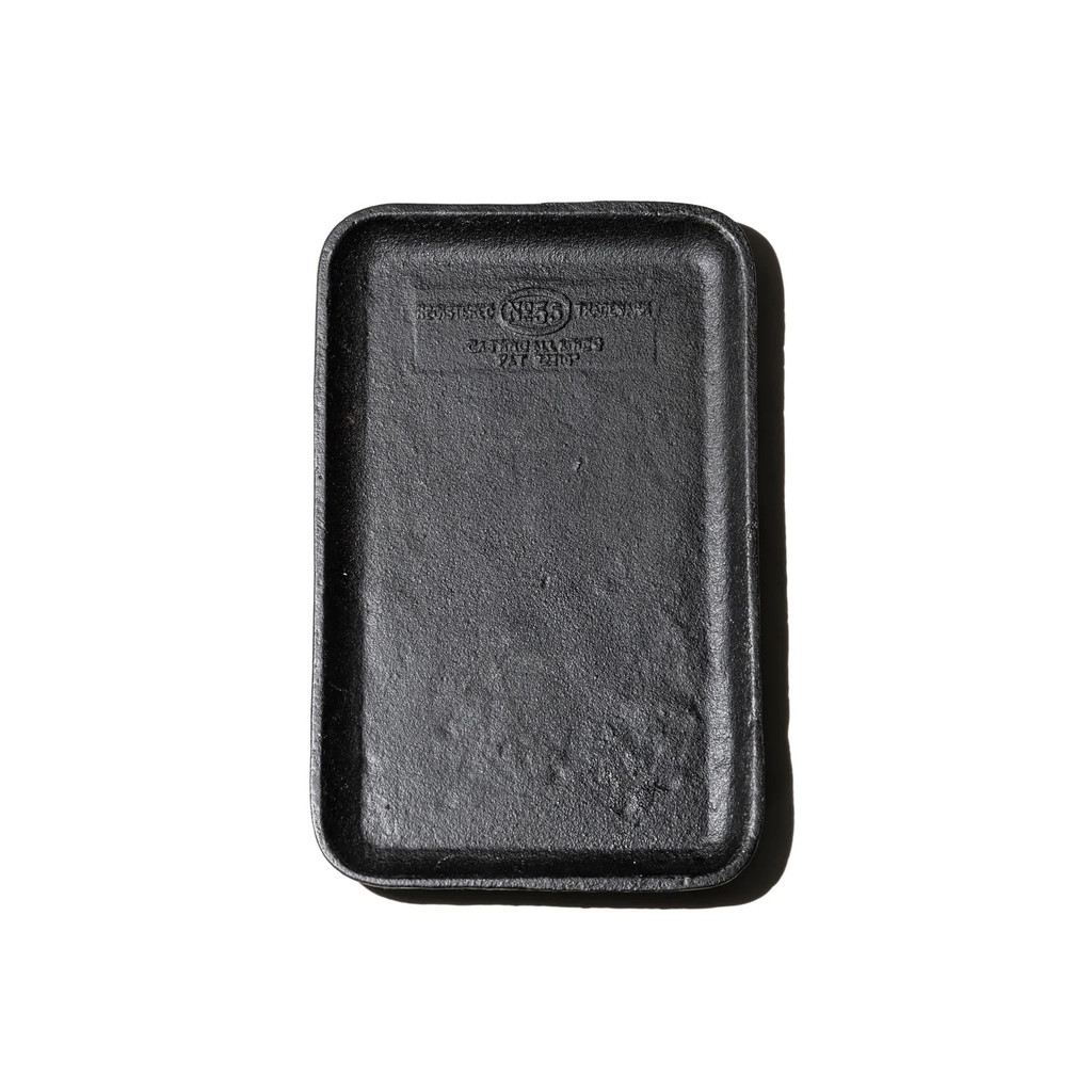 PUEBCO / CAST IRON TRAY Black
