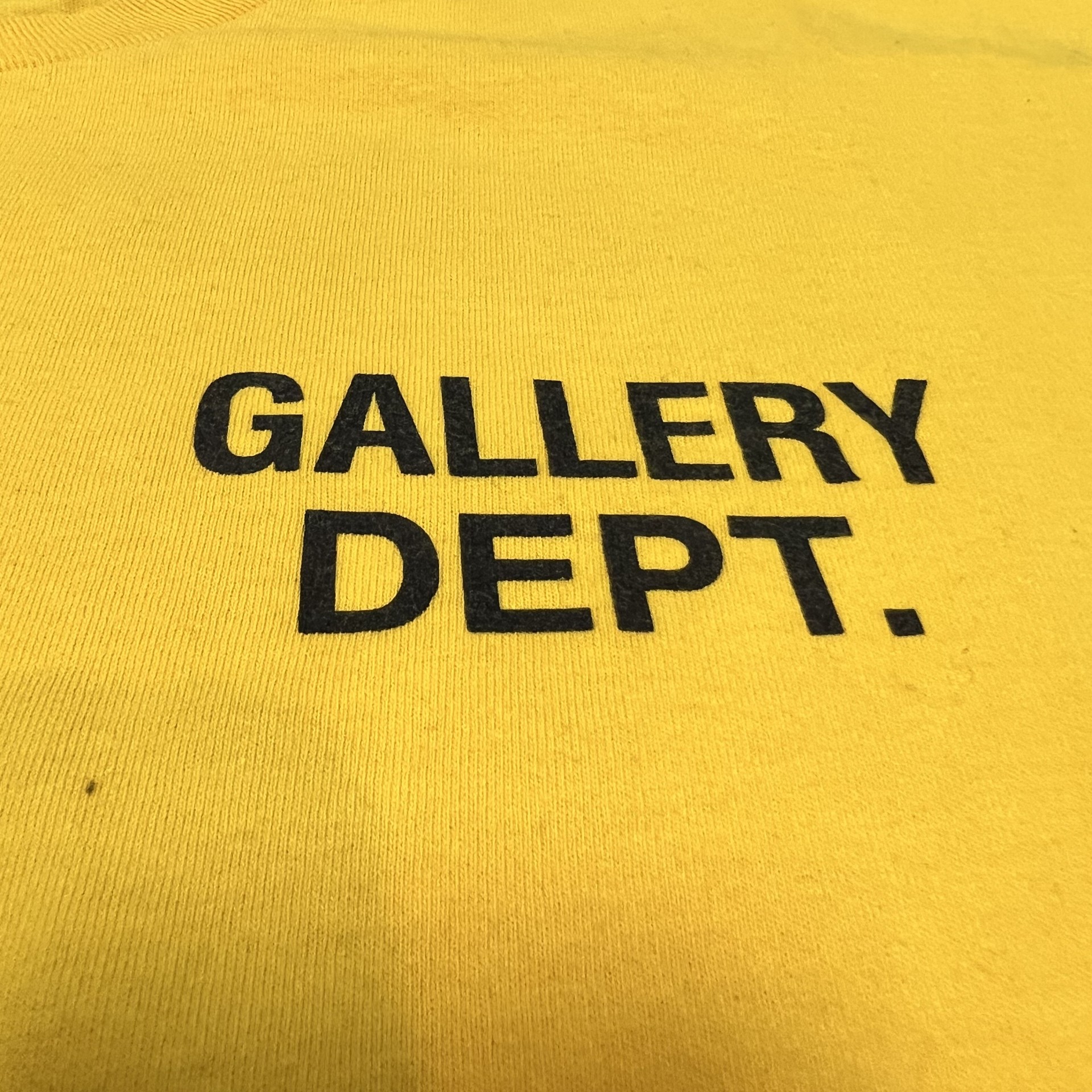 gallery DEPT. holly wood, CA yellow logo tee : soberseoul