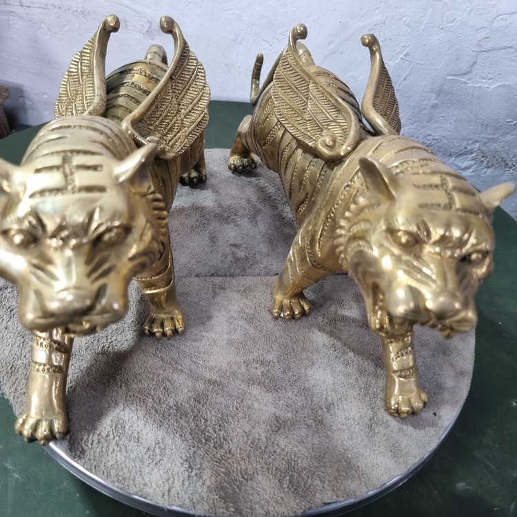 D769 날개달린 호랑이 한쌍 : 동묘장터 골동품 고미술품 실시간 경매