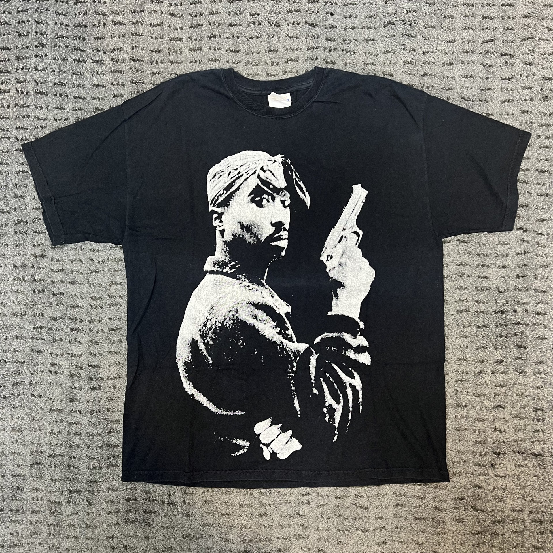 01 tupac monotone portrait print fade tee : soberseoul