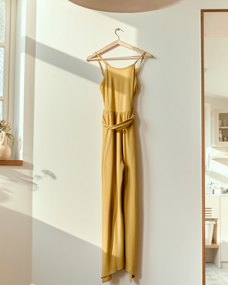 내추럴 점프수트 : 레브몽(revemont)