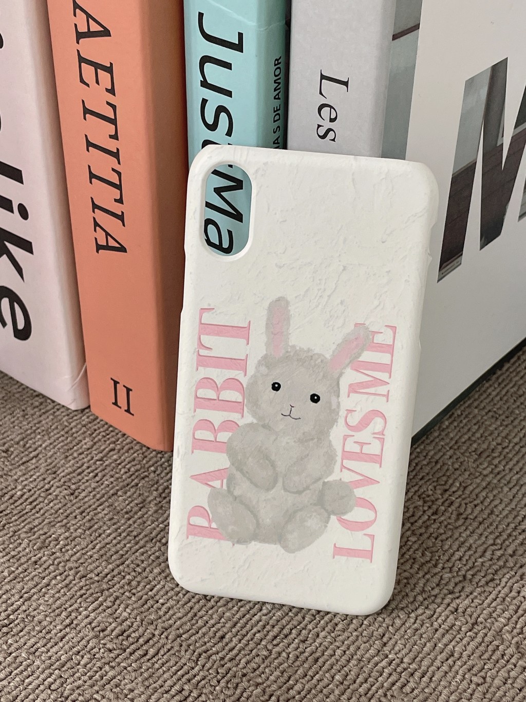 [폰케이스] RABBIT LOVES ME PHONE CASE (Lettering) : 르세임디 LE SAMEDI