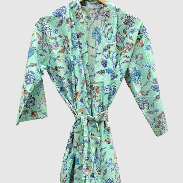 Robe Cardigan (VC-180) : Vincollector