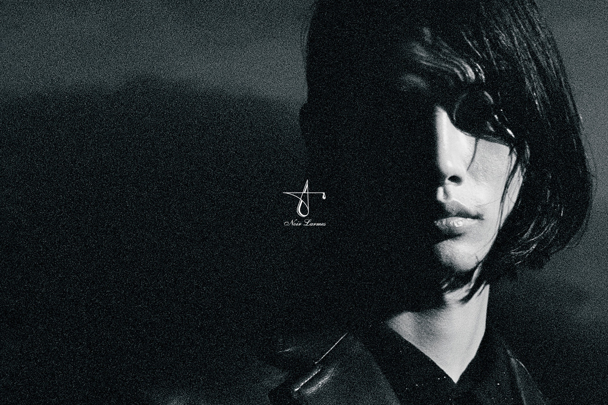 STRANGE(R) : Noir Larmes