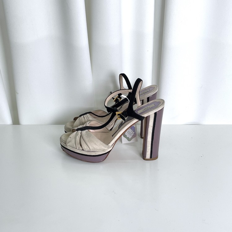 PRADA 프라다 : GOVERNMENT SEOUL