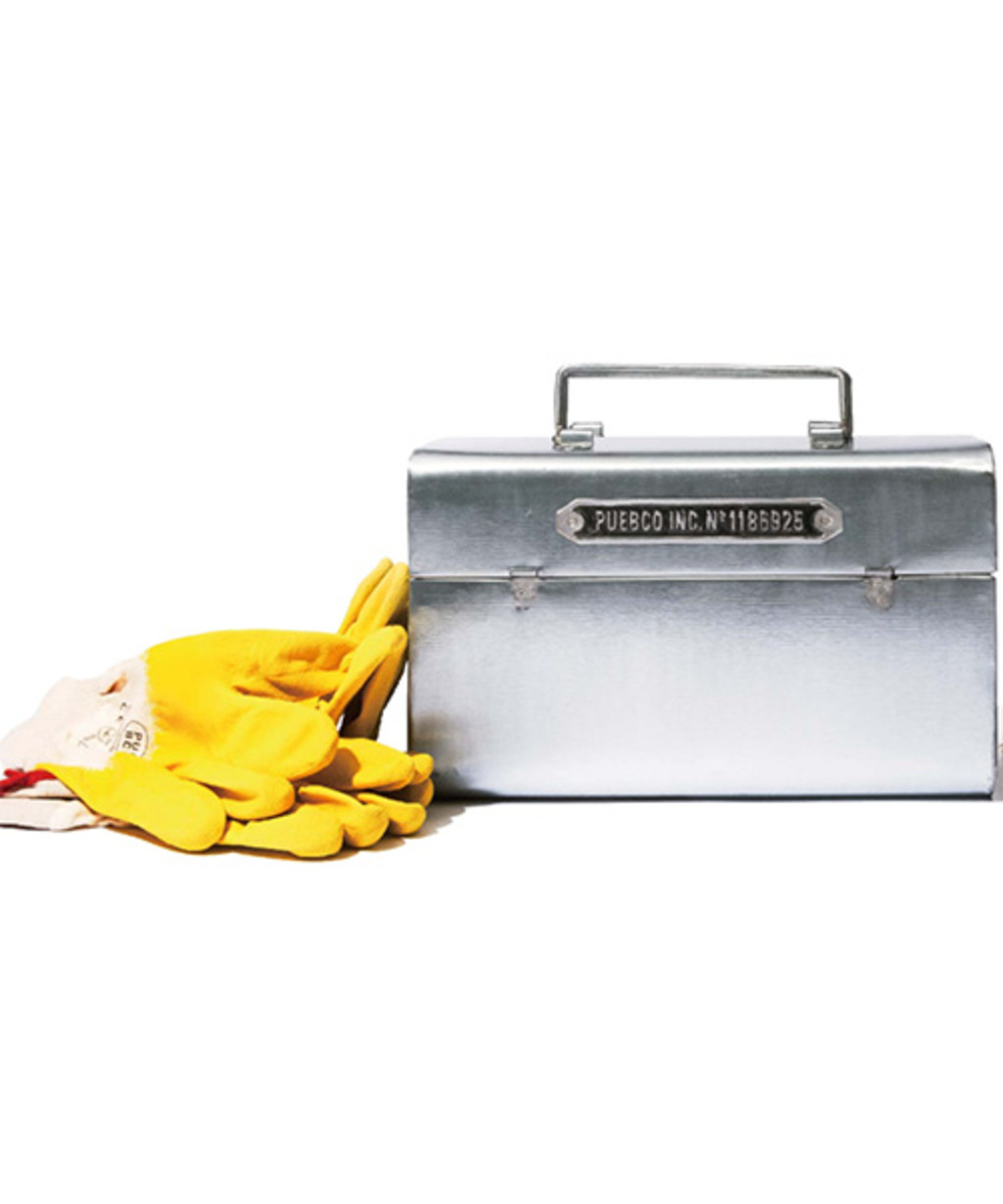 PUEBCO / STEEL TOOL BOX