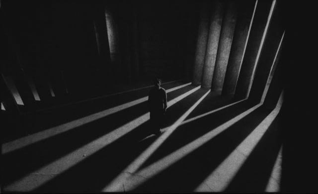 INSIDE THE BLIND IRIS : mg25