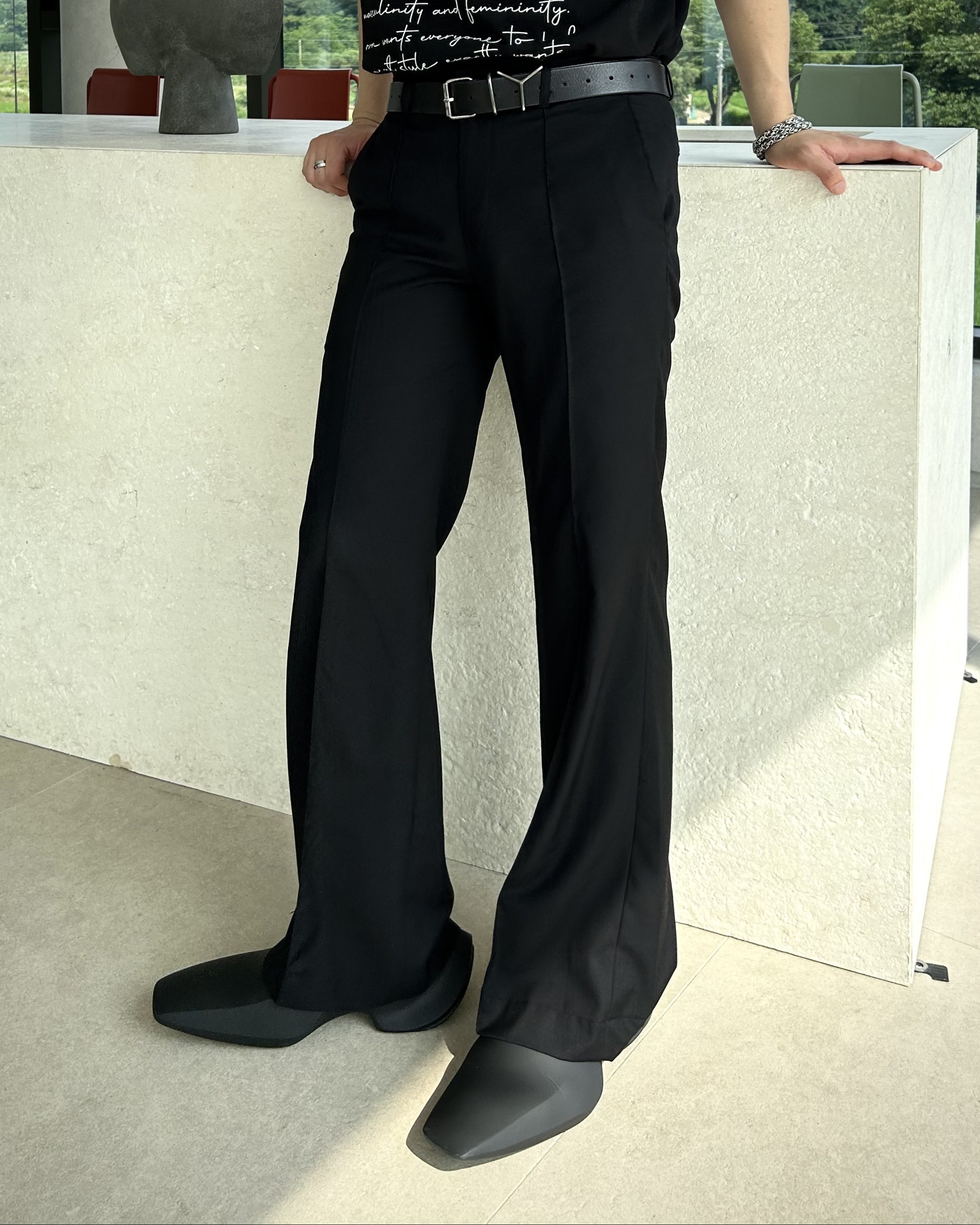 (soldout) 시그니처 부츠컷 슬랙스 2COL (블랙 , 청녹) : 이치반