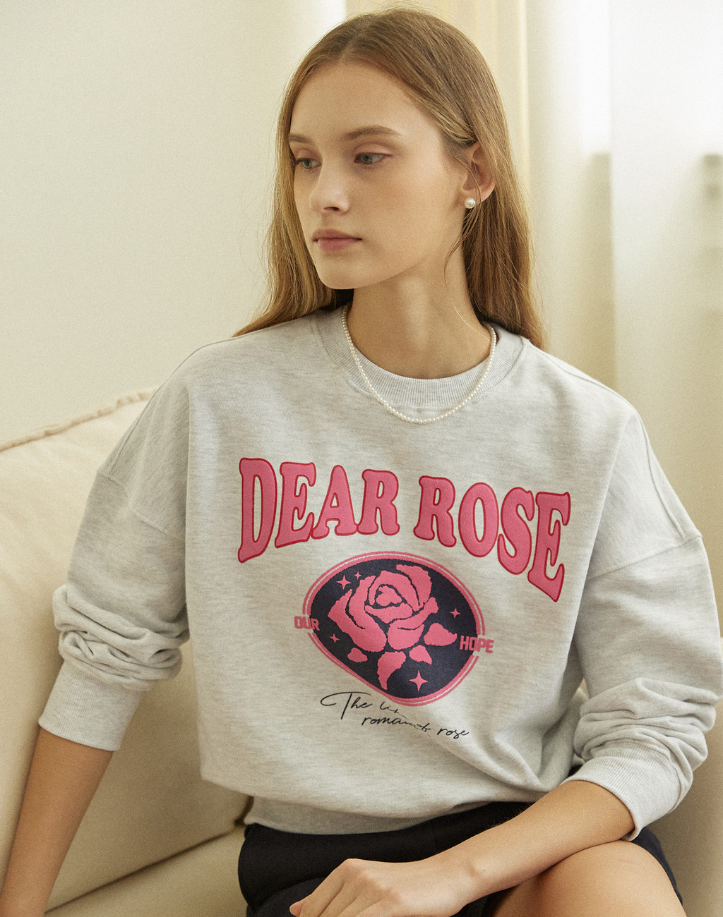 Dear Rose Sweatshirt - Light Grey : [아워호프] 당신의 행복한 나날을 함께 합니다.