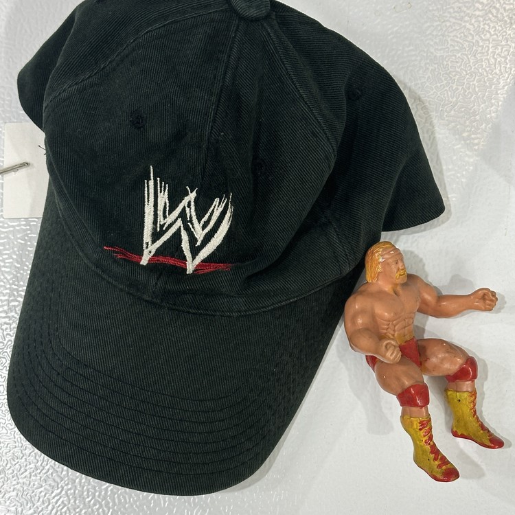 WWE cap : mascompany