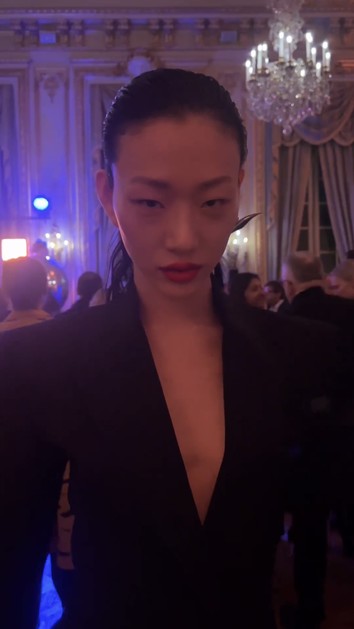 사진작가 Kove Lee가 담은 톱 모델 최소라📍Paris : 데패뉴 | 플레이스