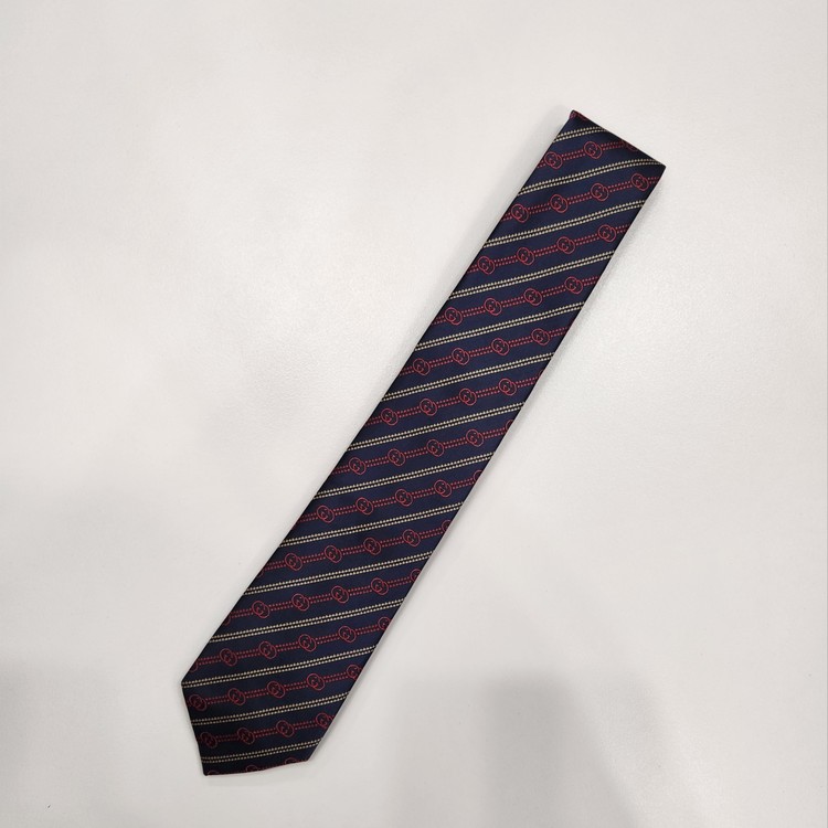 구* 23ss 인터로킹 G 사선 실크 넥타이 : 겐지