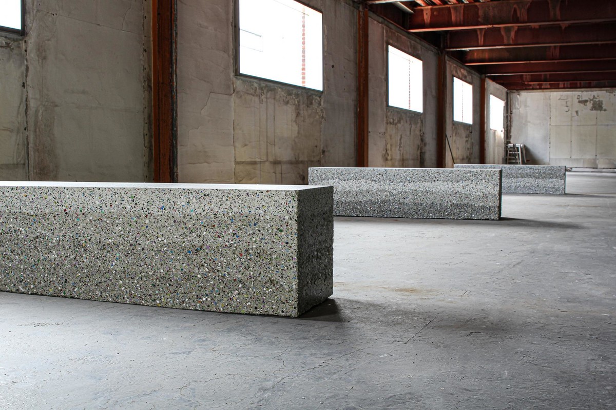 Layered Bench : UHPC 디자인 콘크리트 디크리트