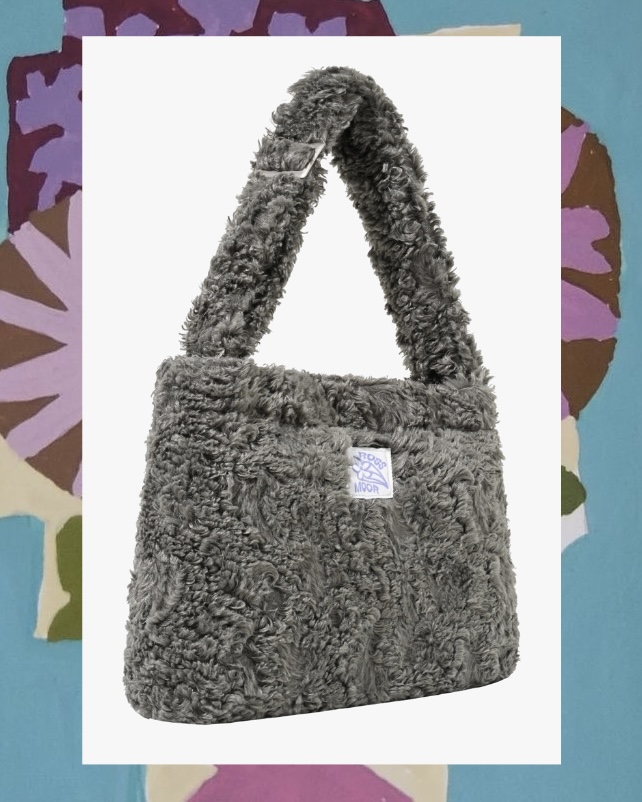 Fluffy big bag, fur bag