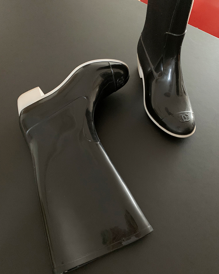 00’s Chanel Rubber Rainboot : lilisun