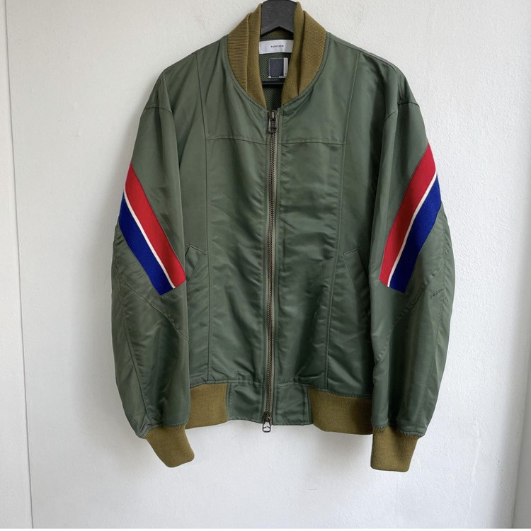 Facetasm Bomber Jacket : 미떼 (MTSH)