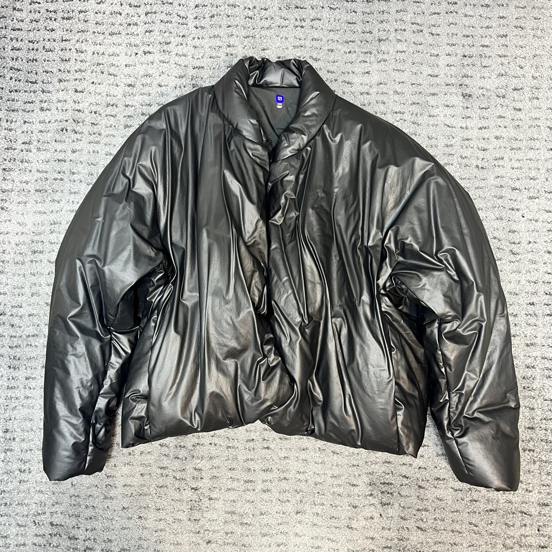 yeezy X gap round jaket padding (L) : soberseoul