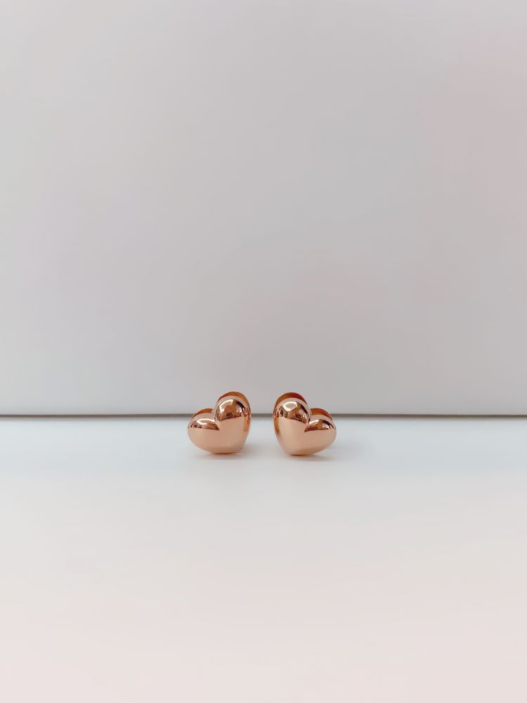 볼륨 하트 귀걸이 : 어메종 Aumaison | 매일 착용하는 클래식 & 프리미엄 주얼리