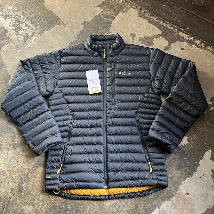 Super light weight down jackets : soberseoul