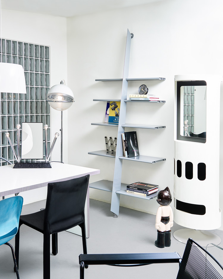 MAC GEE BOOKSHELF : 원오디너리맨션