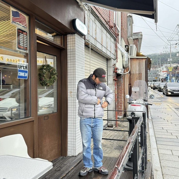 super rare type TNF 700 nuptse down jacket : soberseoul