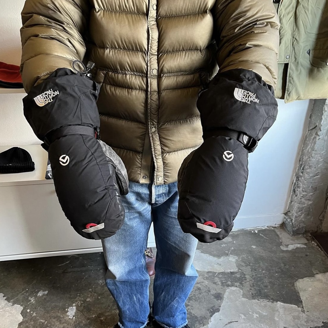 Old TNF summit series 800 fill-power goose down mitten-glove : soberseoul