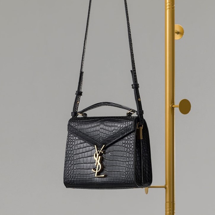 [변심반품ok] 생로랑 [YSL] CASSANDRA MINI TOP HANDLE BAG : 루호샵