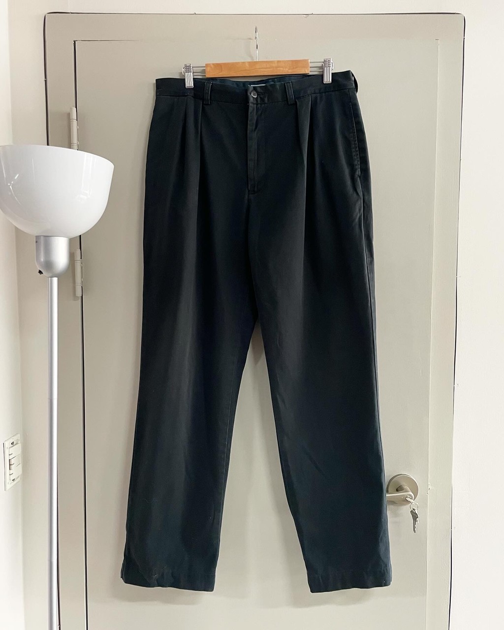 (34) 90s Polo Ralph Lauren 'Forward Pleat Keating Pant' : Share the vibe