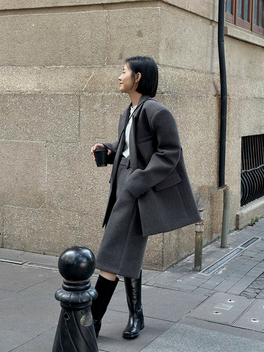 Mually Gray suit set-up : 소냐도르(soñador)