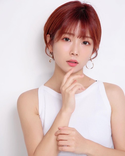 [명품 AV배우] 사쿠라 마나 (Mana Sakura) : 일본 서양 성인 AV배우 관련 자료의 성지