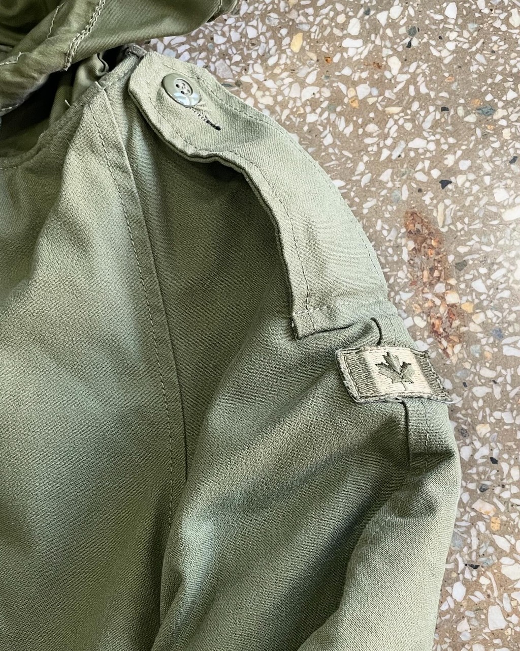 90s Canadian Army AFV Tanker Jacket (105-108) : Share the vibe