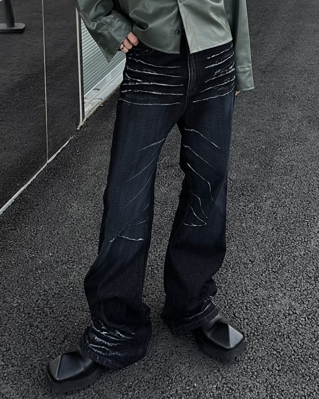 [MD추천] 라이조 디스 부츠컷 데님 팬츠 2COL : 이치반