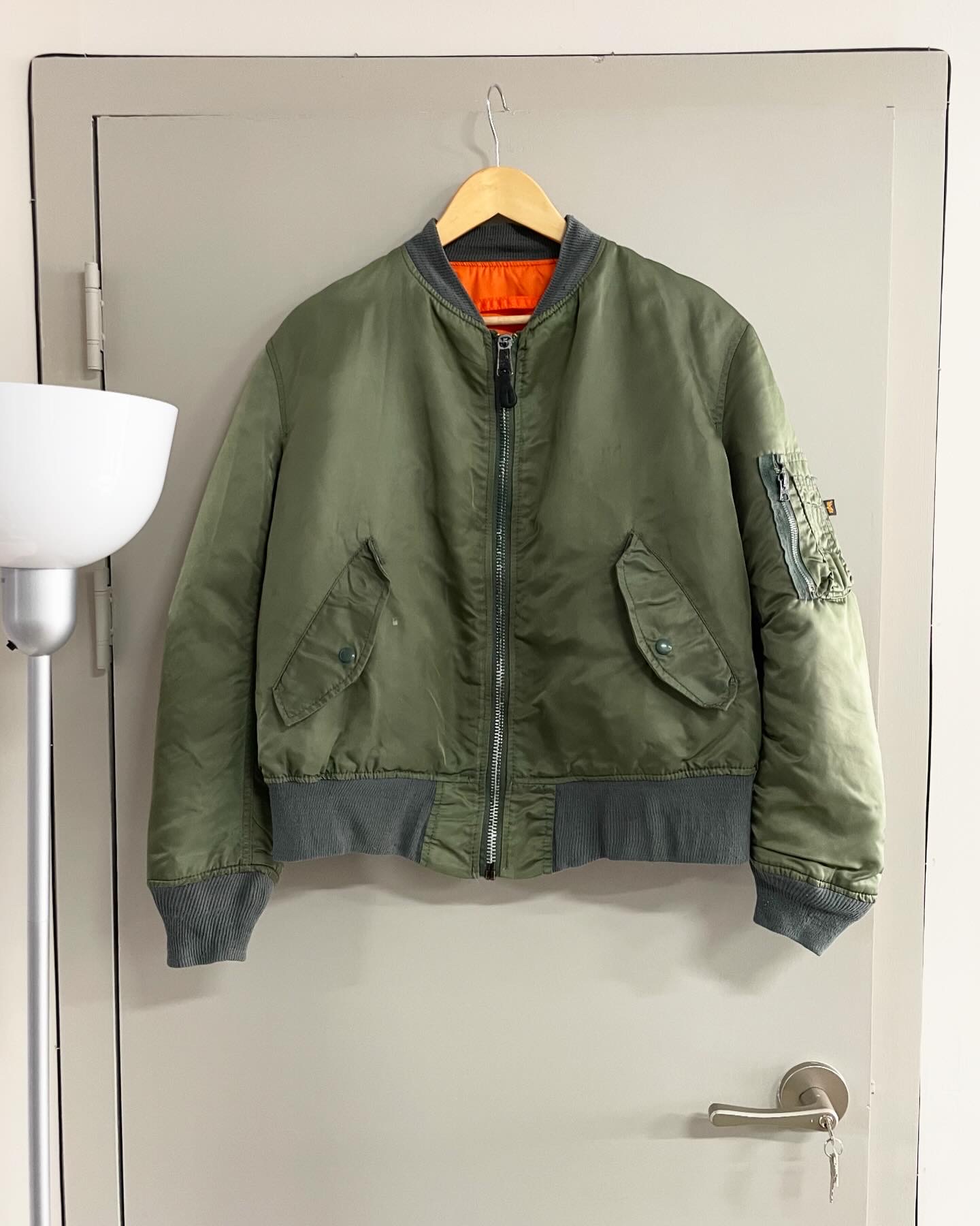 90s USA Alpha Industries MA-1 Flight Jacket (100-105) : Share the vibe