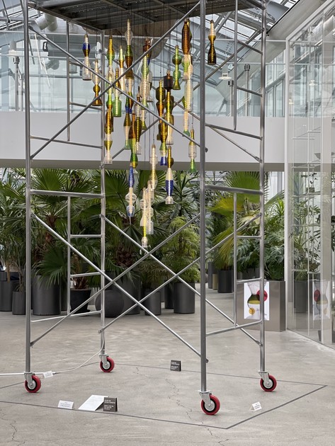 Chandelier : Park Seon Min