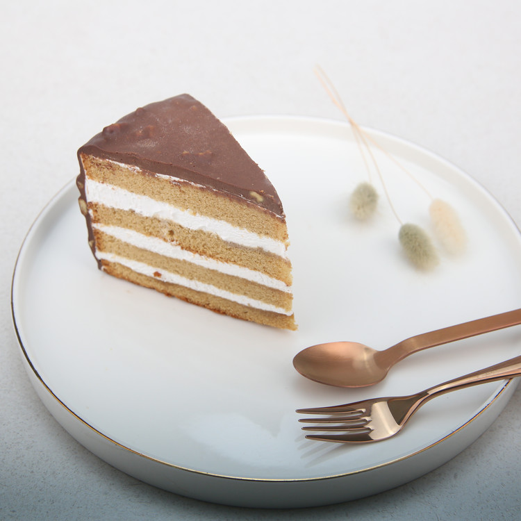 헤이즐넛로쉐 케익 : 지에프푸드