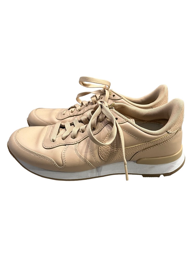 NIKE shoes : RAG STORE