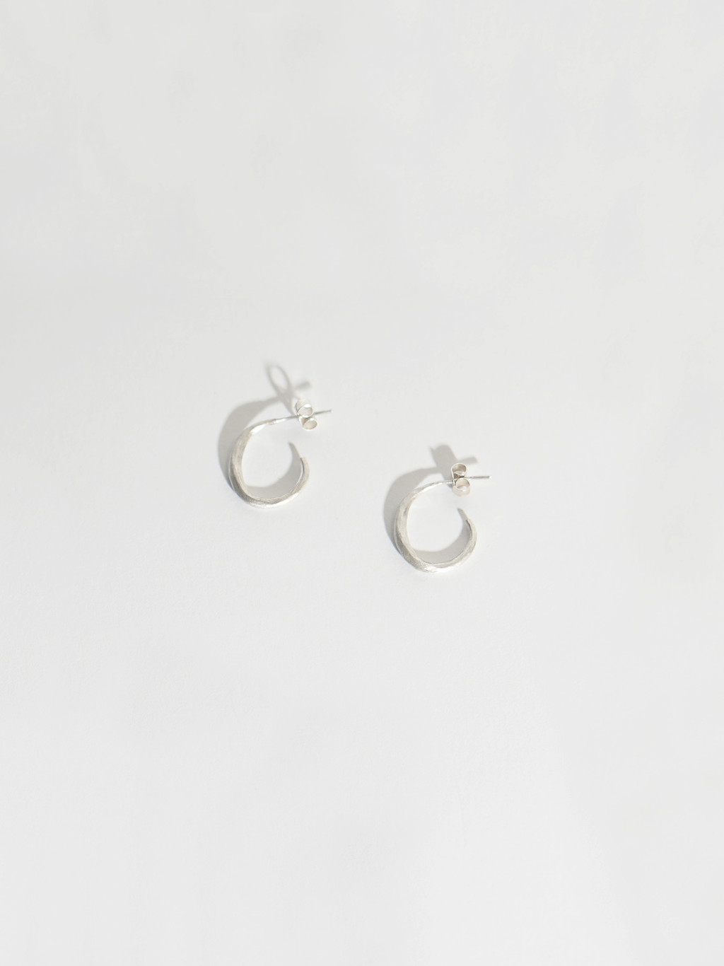 Raw hoops : BONA YOON