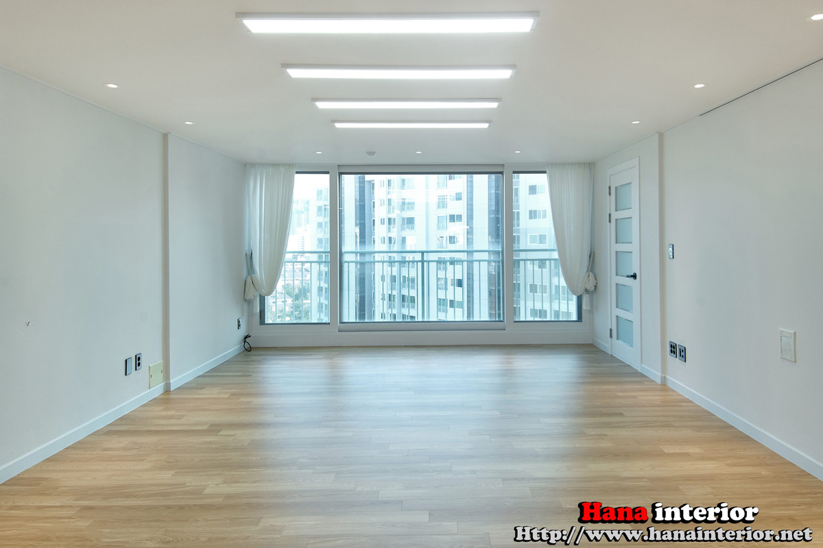 경기도 과천시 래미안에코팰리스 33PY : ABOUT US